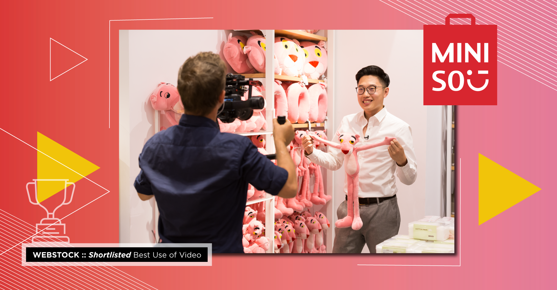 Hello, Romania! - Minio Studio